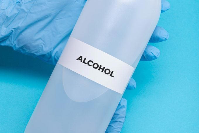8 Uses for Rubbing Alcohol You Never Knew About (and 2 You Should Avoid)