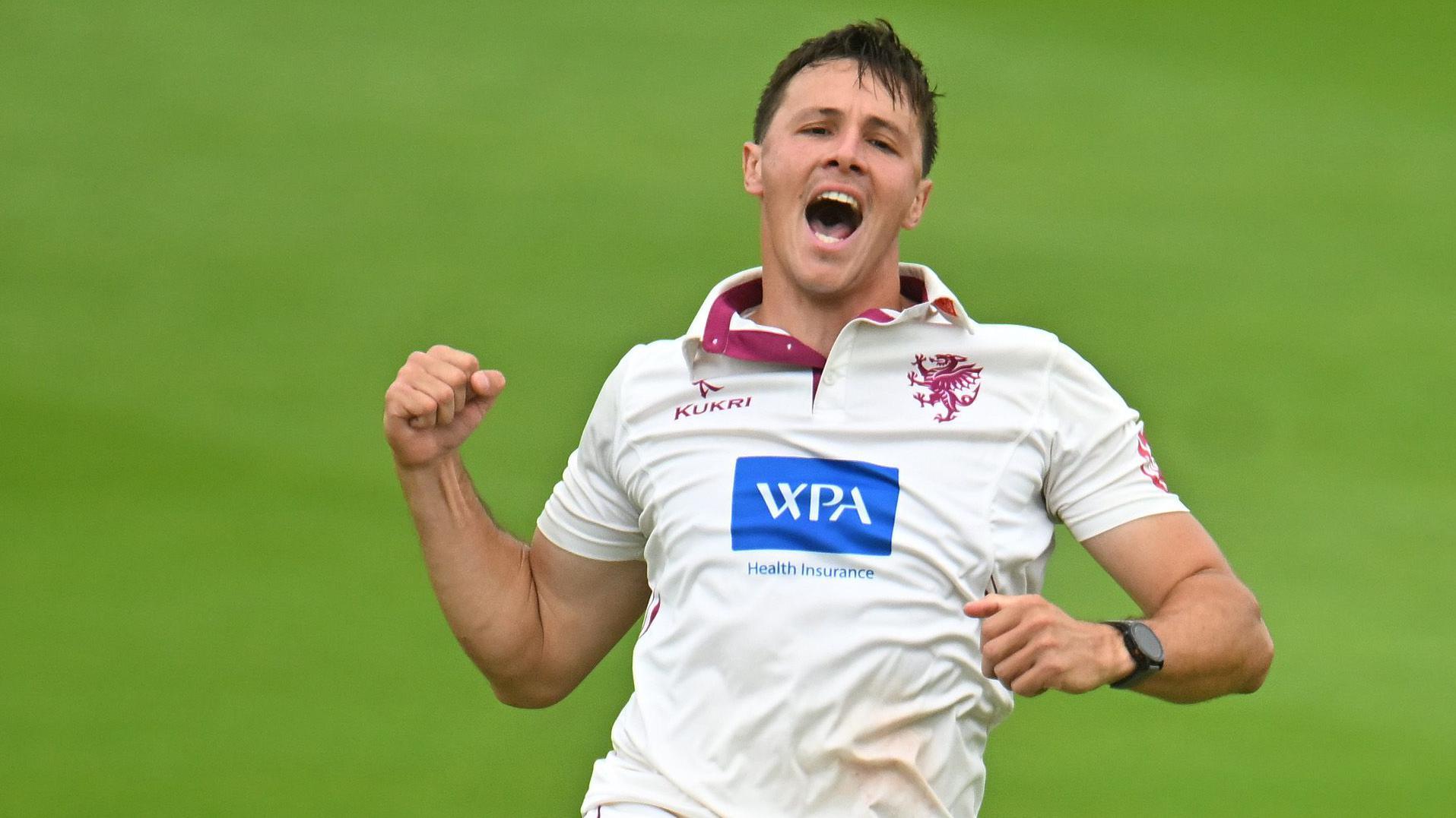 Somerset confirm return of Pretorius in 2025