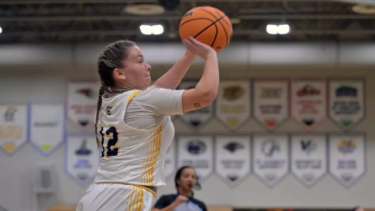 Sam Blaylock Reaches 1,000 Points as St. Mary’s Clinches United East Title