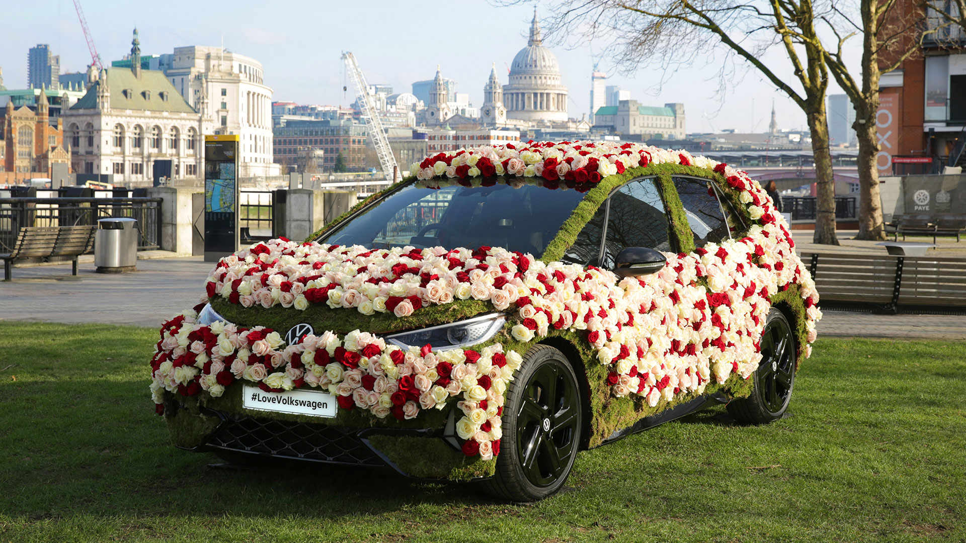 Volkswagen unveils rose-covered ID.3 GTX for Valentine's Day