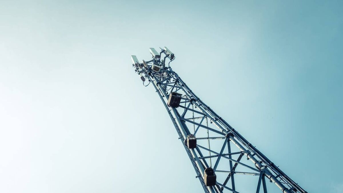 1 in 3 mobile phone users affected by signal disruptions during Storm Éowyn