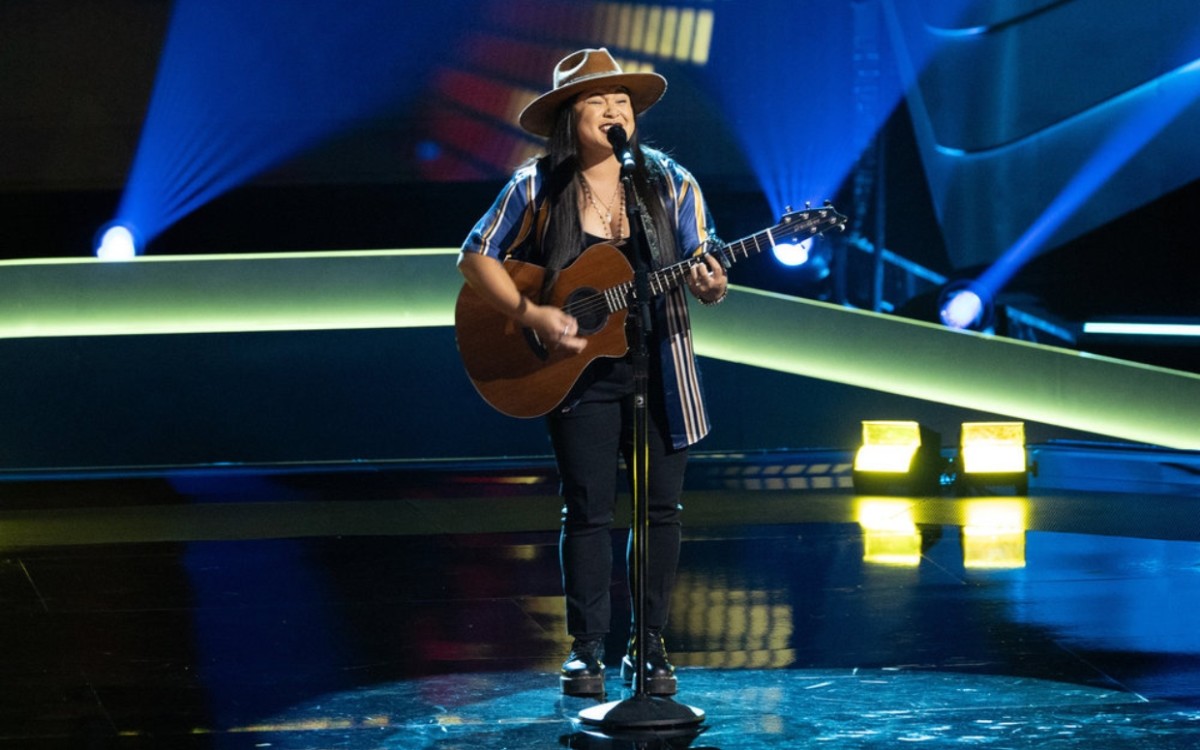 Watch ‘The Voice’ Blind Audition That Wins the Judges With a Soulful ...