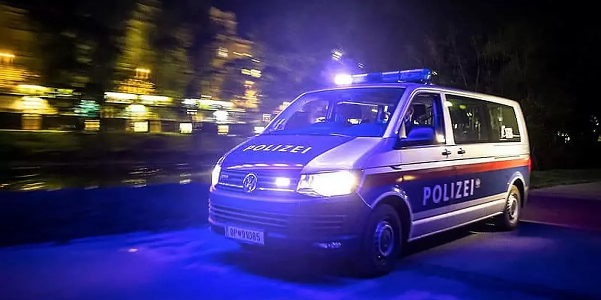 Unbekannter raubt Drogeriefiliale in Wien aus