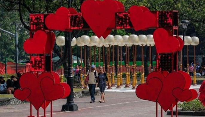 Candidates take Valentine break