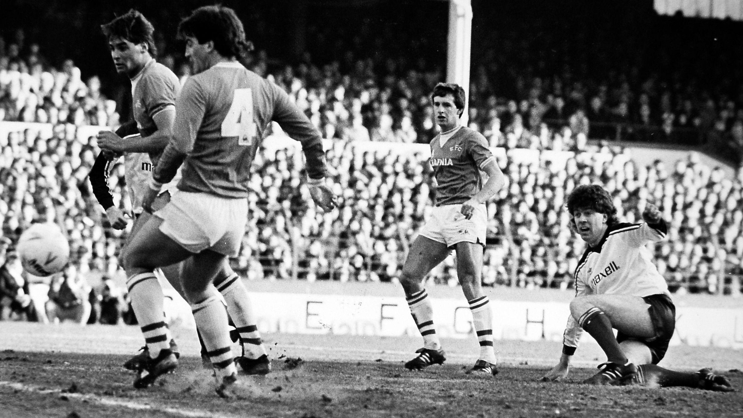 When 11,000 fans followed non-league Telford to grand old Goodison