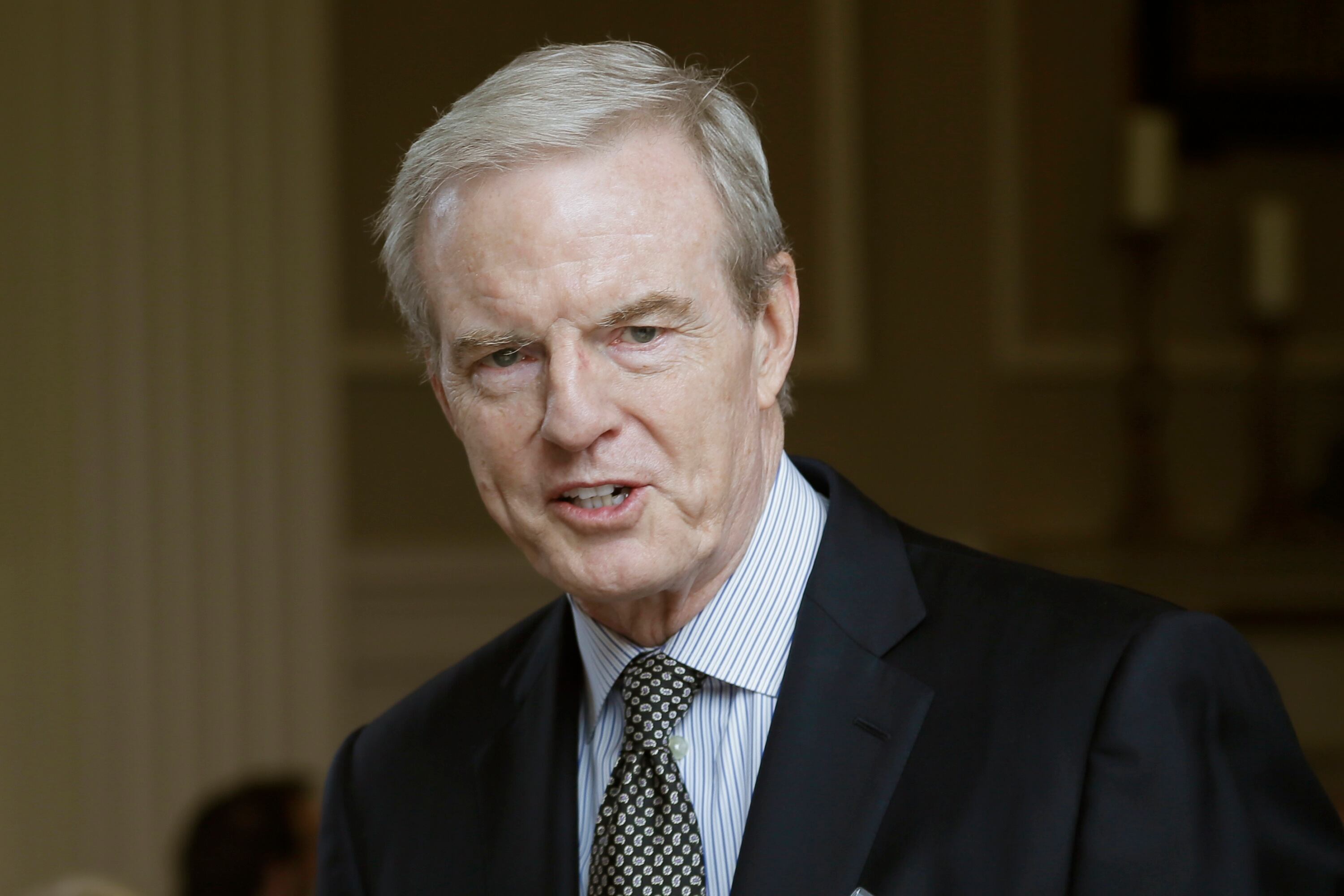 Former Arkansas Gov. Jim Guy Tucker, who stepped down in the wake of ...