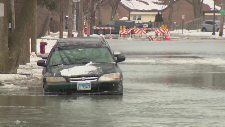 PHOTOS: Water main break coating Skokie in ice, water