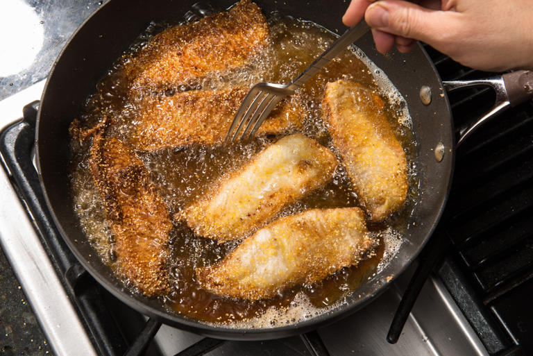 Pan-Frying Fish: Tips for Crispy, Golden Crust