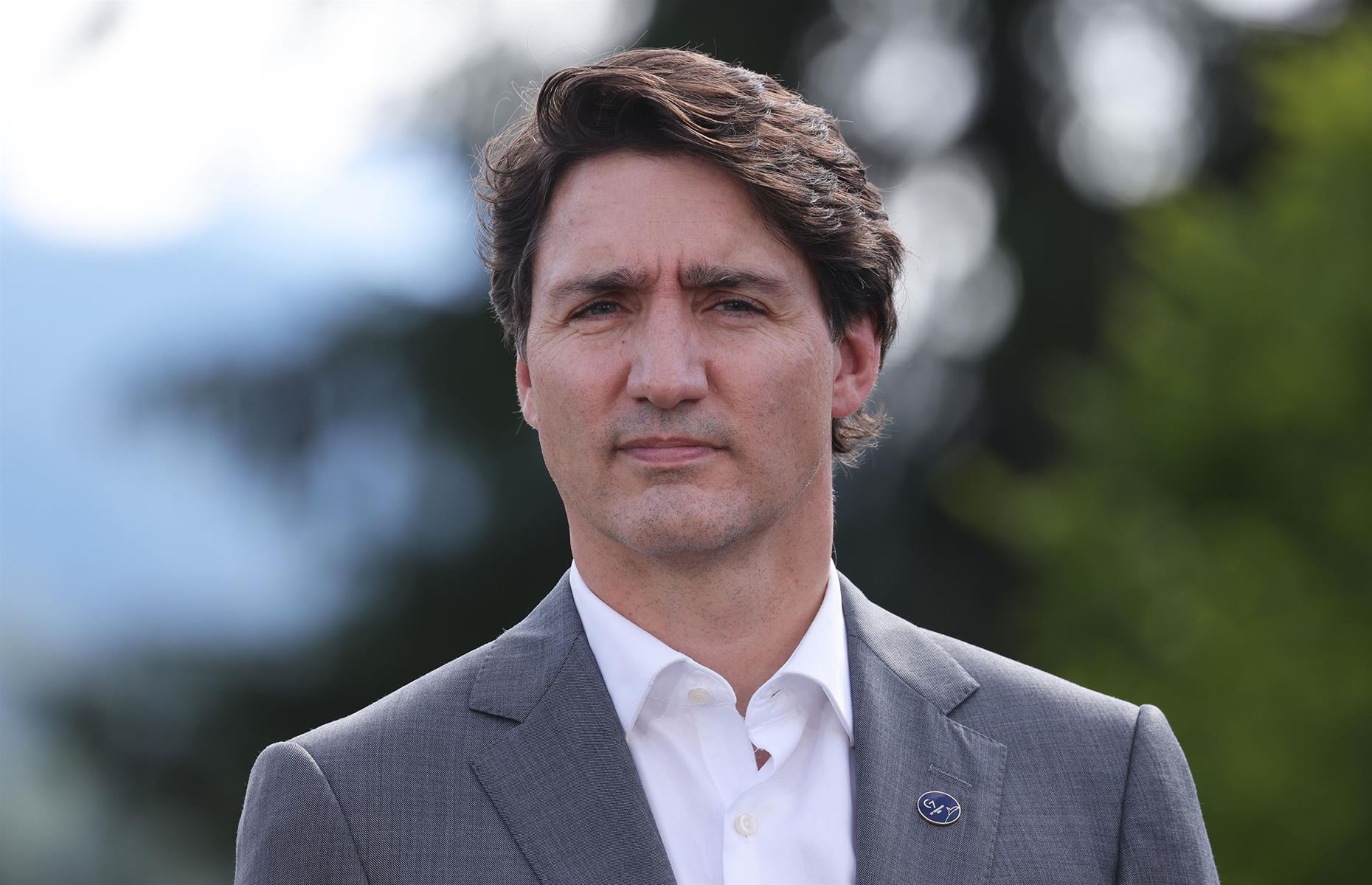 See Justin Trudeau's luxury life through the homes he lived in