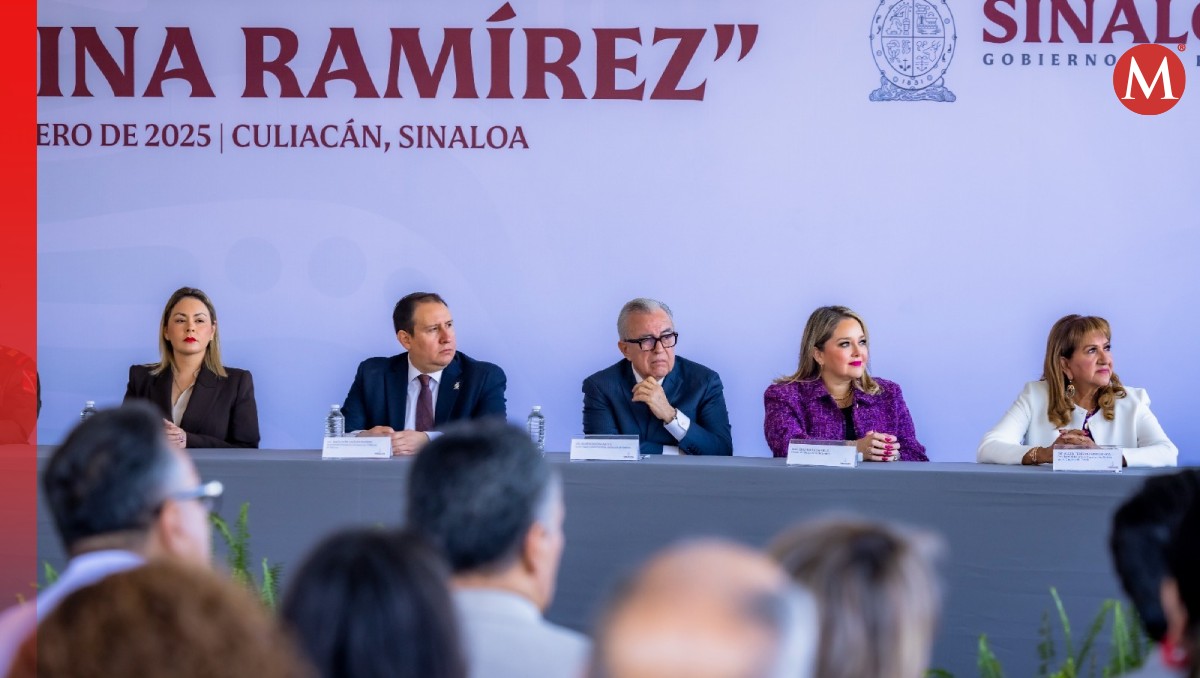 Rubén Rocha entregó el premio 'Agustina Ramírez', a Martha Salazar por ...