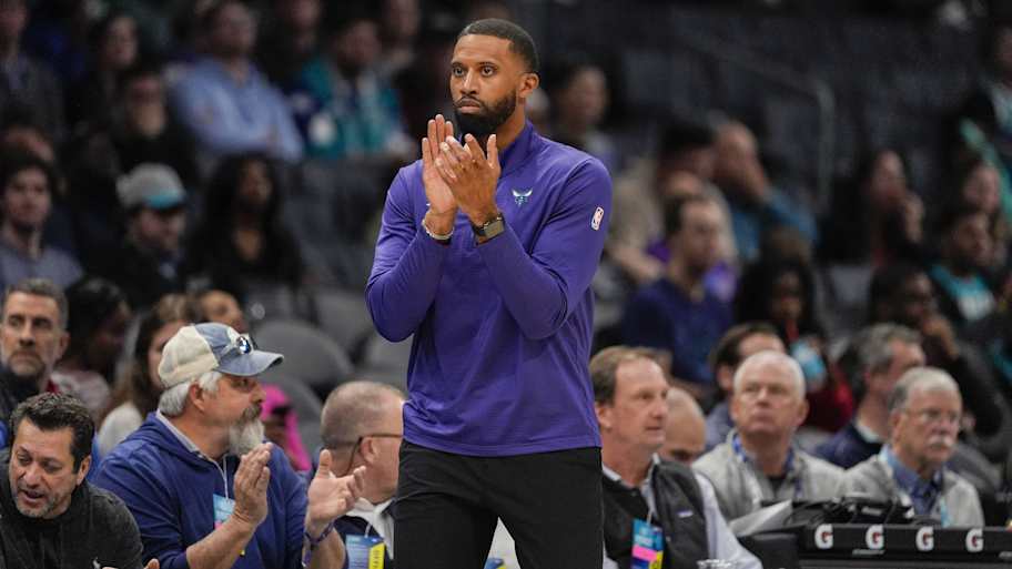 Why Hornets fans should remain patient with head coach Charles Lee