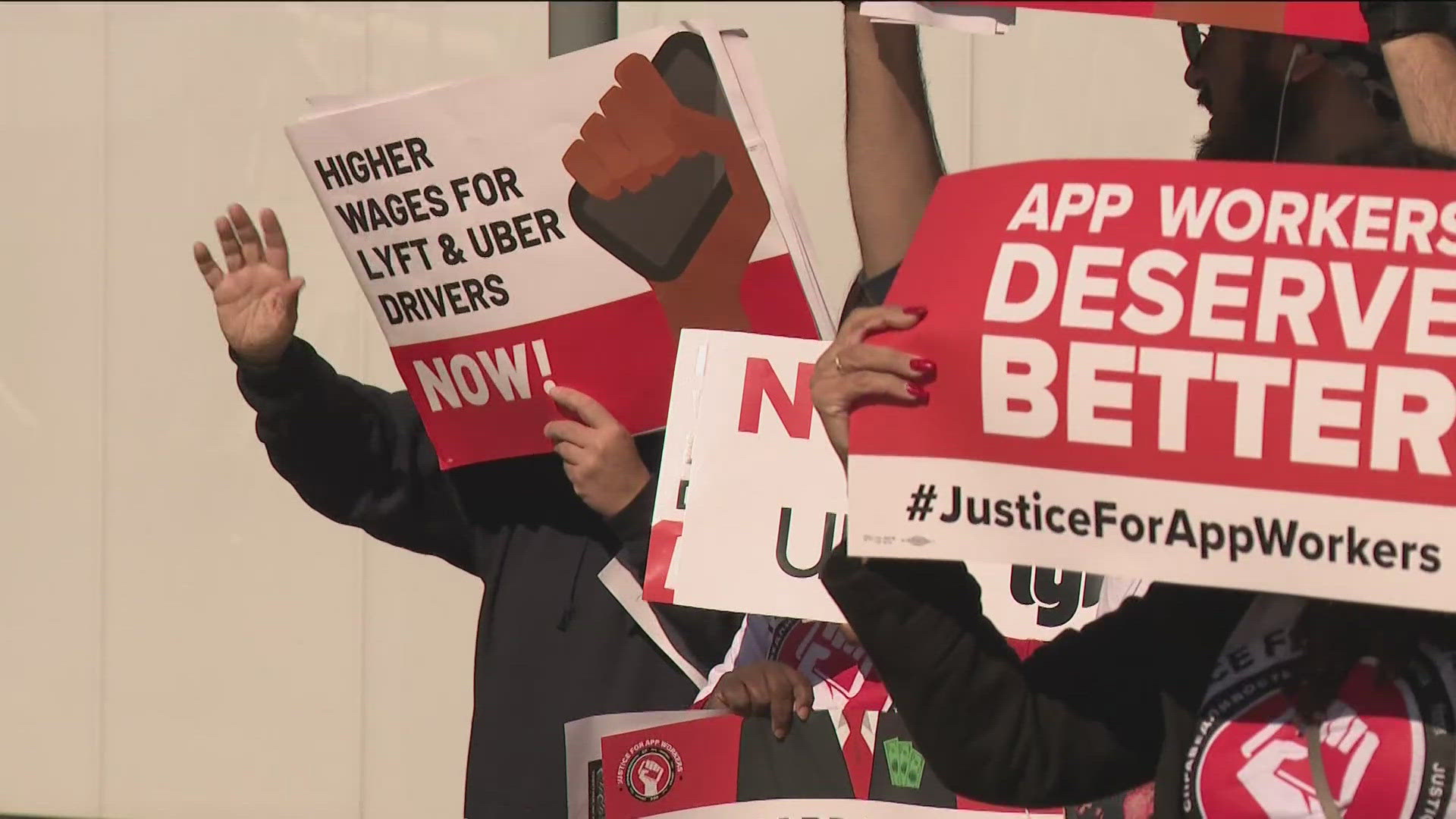 Rideshare, delivery workers strike at Atlanta Airport