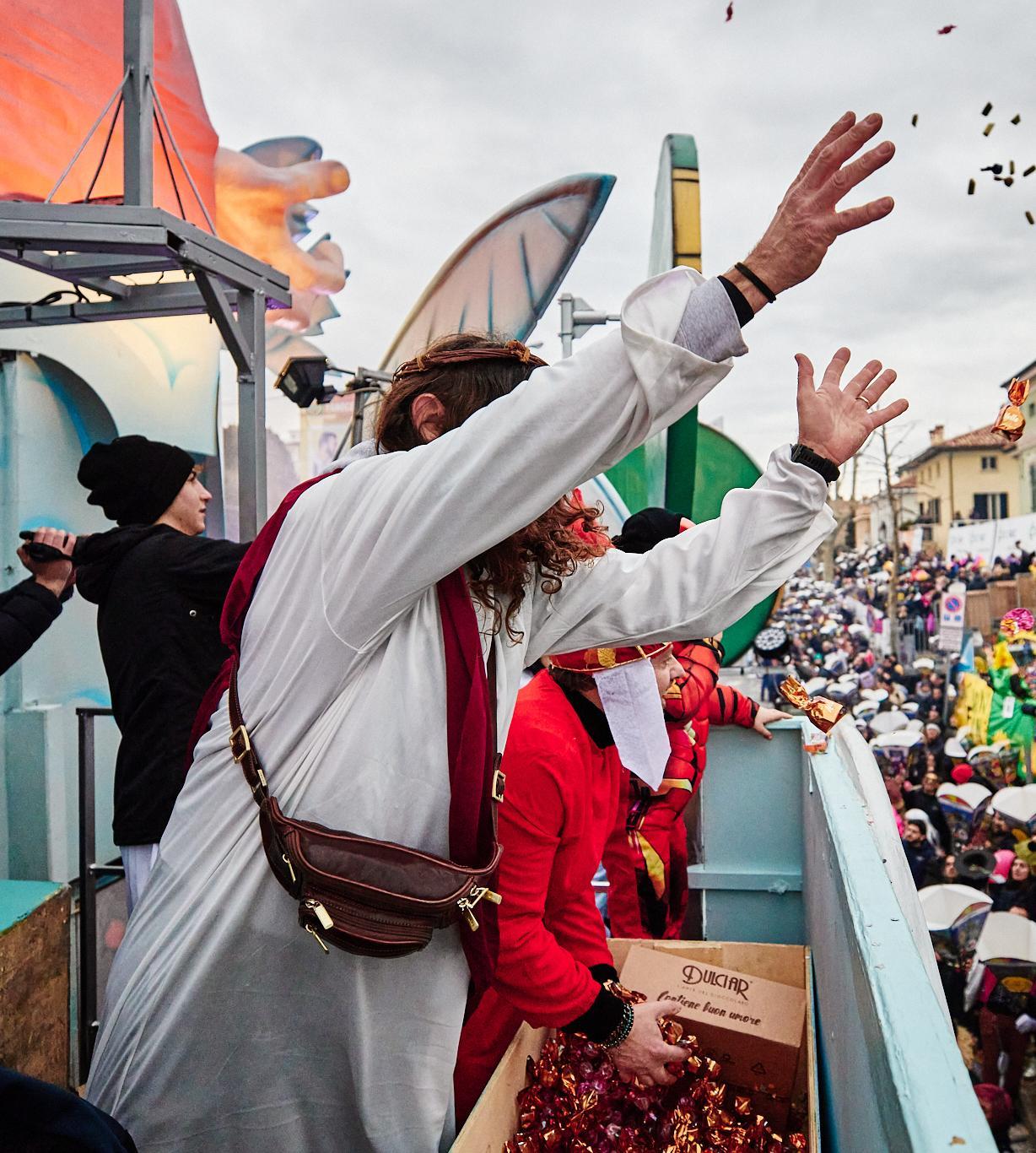Prove generali di rivoluzione viabile. Domani primo test con il Carnevale