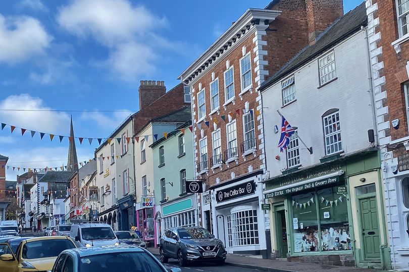 Pretty river town with 'magnificent views' and 'vintage shopping trail ...