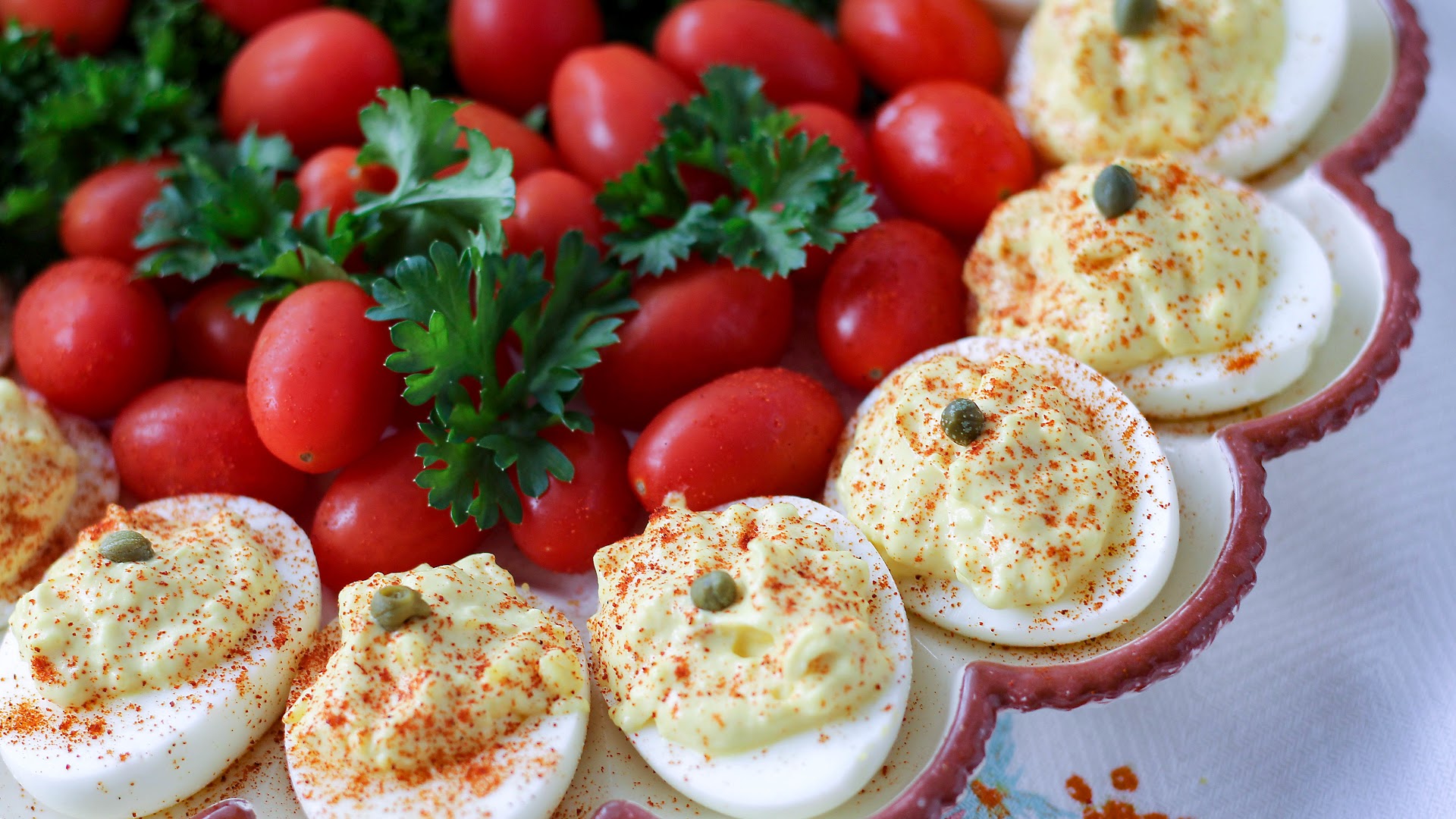 These Devilishly Delicious Deviled Eggs Have An Unusual Flavor ...