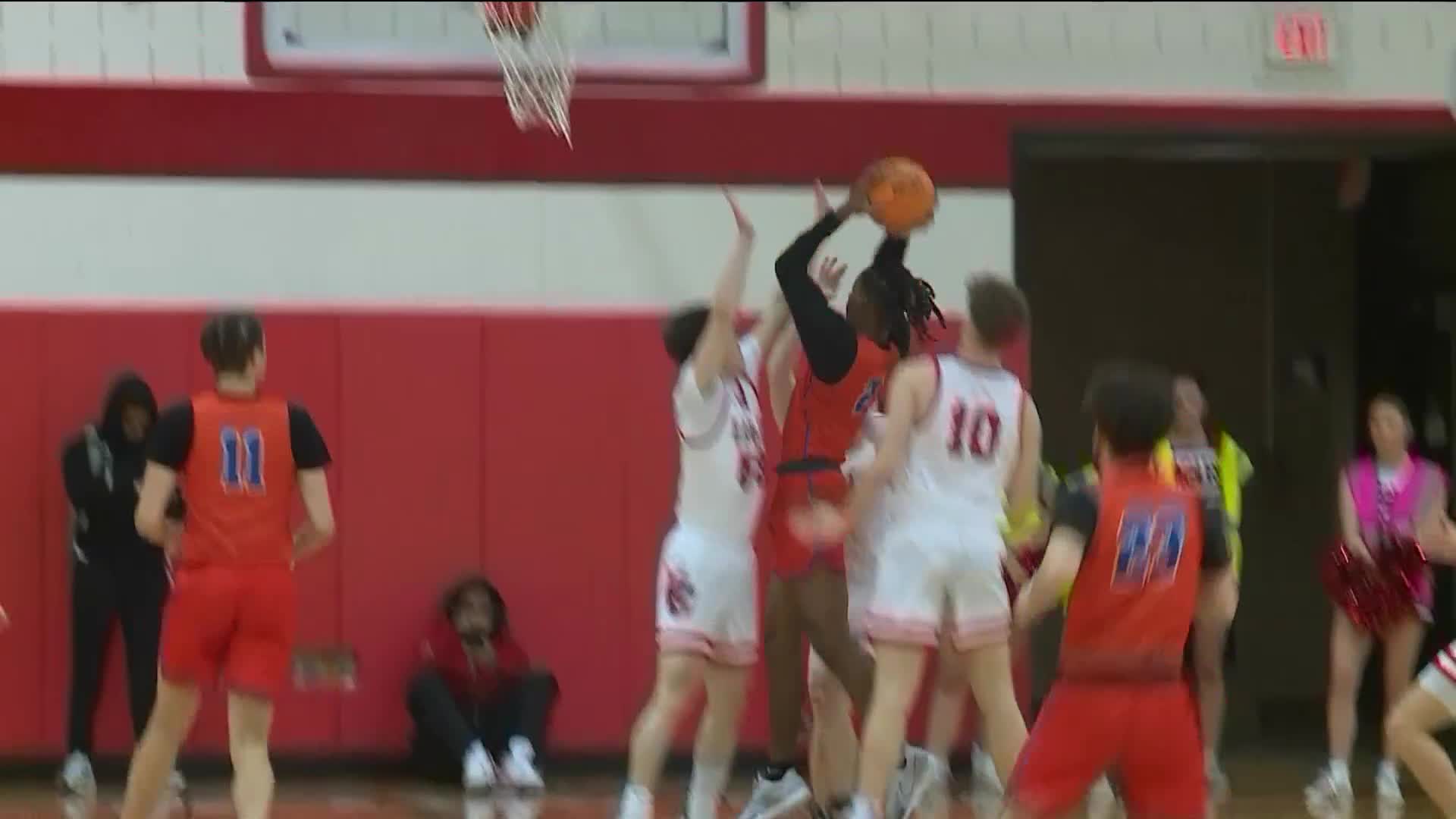 Mills Godwin beats J.R. Bird 33-23