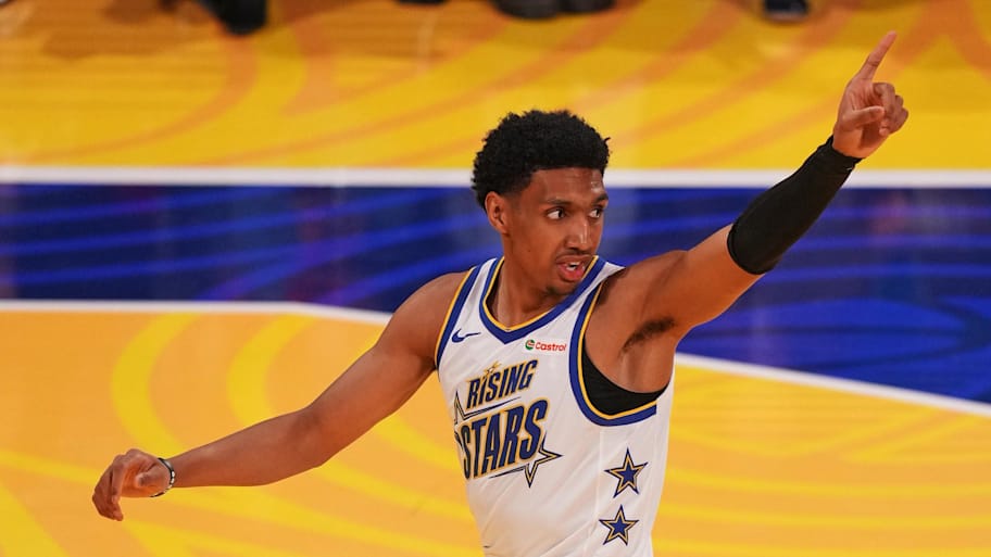 Suns Rookie Wins Rising Stars Championship