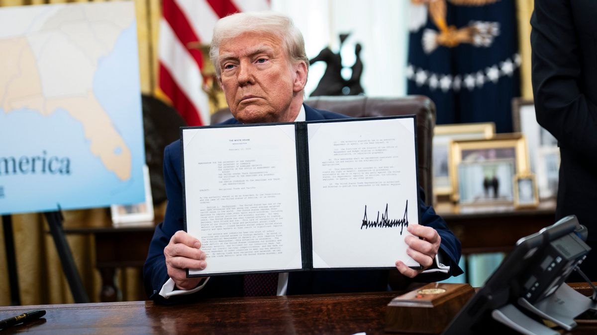 Alleged Trump memo banning the word 'felon' in the White House is fake