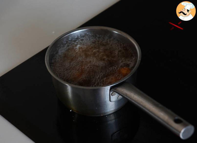 Poulet frit coréen à la sauce épicée au gochujang - dakgangjeong