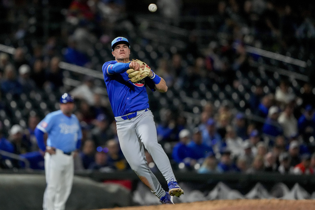 Matt Shaw is looking to win third base job with the Chicago Cubs in ...
