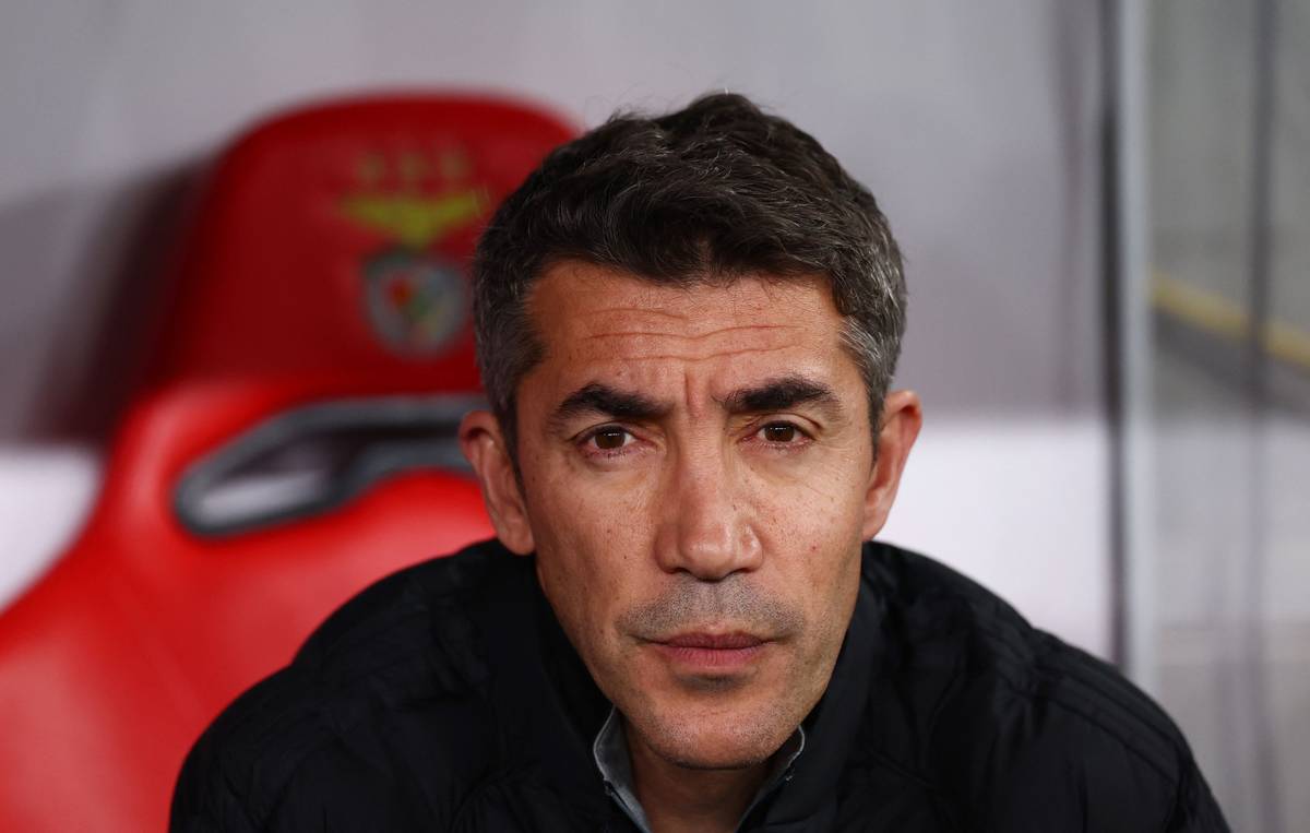 Bruno Lage despedido, Benfica a negociar com José Mourinho
