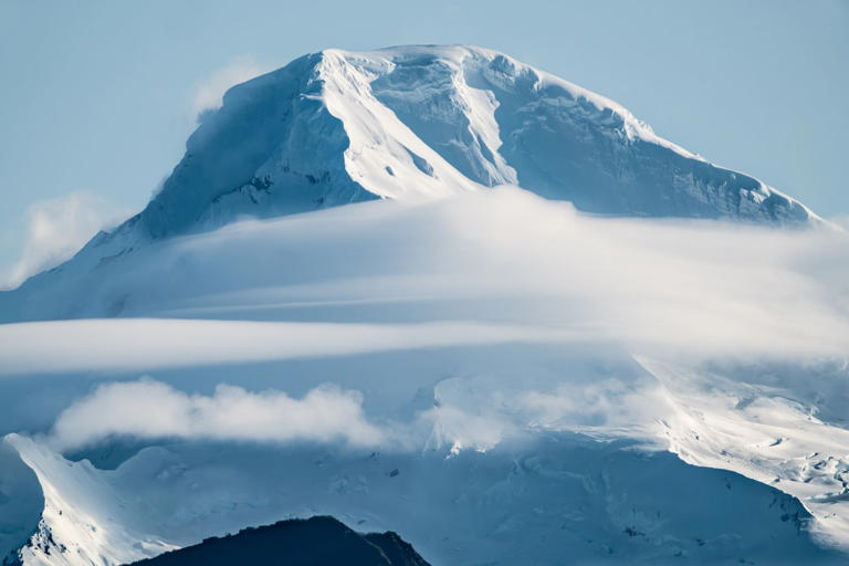 See the Glorious Beauty of Alaska With 15 Images From the Smithsonian ...