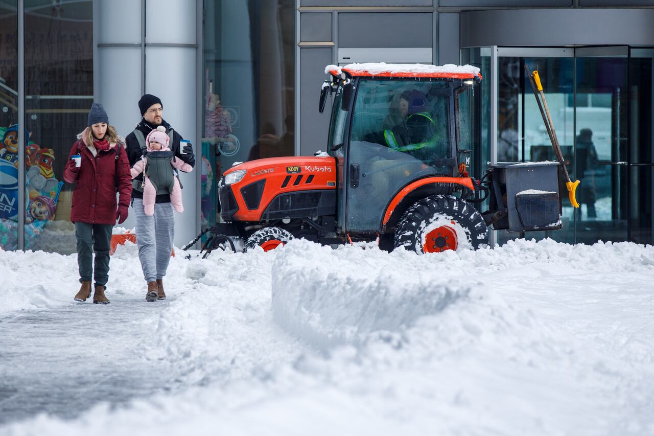 Get ready for more snow, Toronto. Another 15-20 cm on the way ...