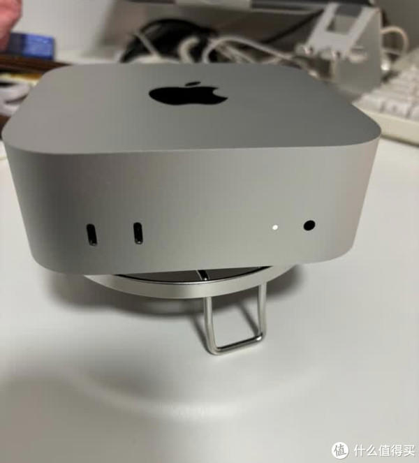 Mac mini部署DeepSeek，70b有点吃力，32b刚好用