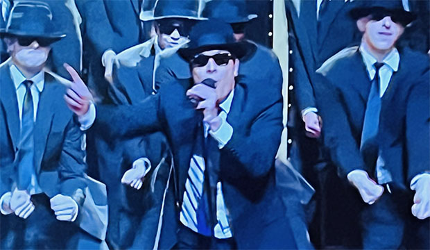 Jimmy Fallon is a ‘Soul Man' (and very out of breath!) during ‘SNL50 ...