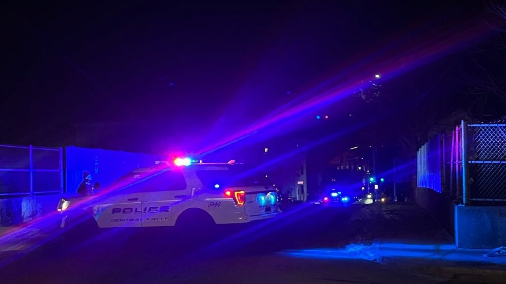 Mechanical issues cause disruption in Amtrak service near Central Falls