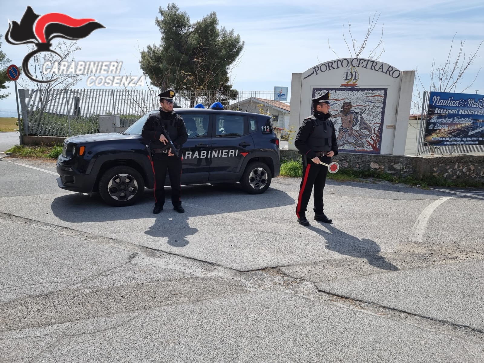 Cetraro, quei tre bus incendiati per costringere la ditta a pagare