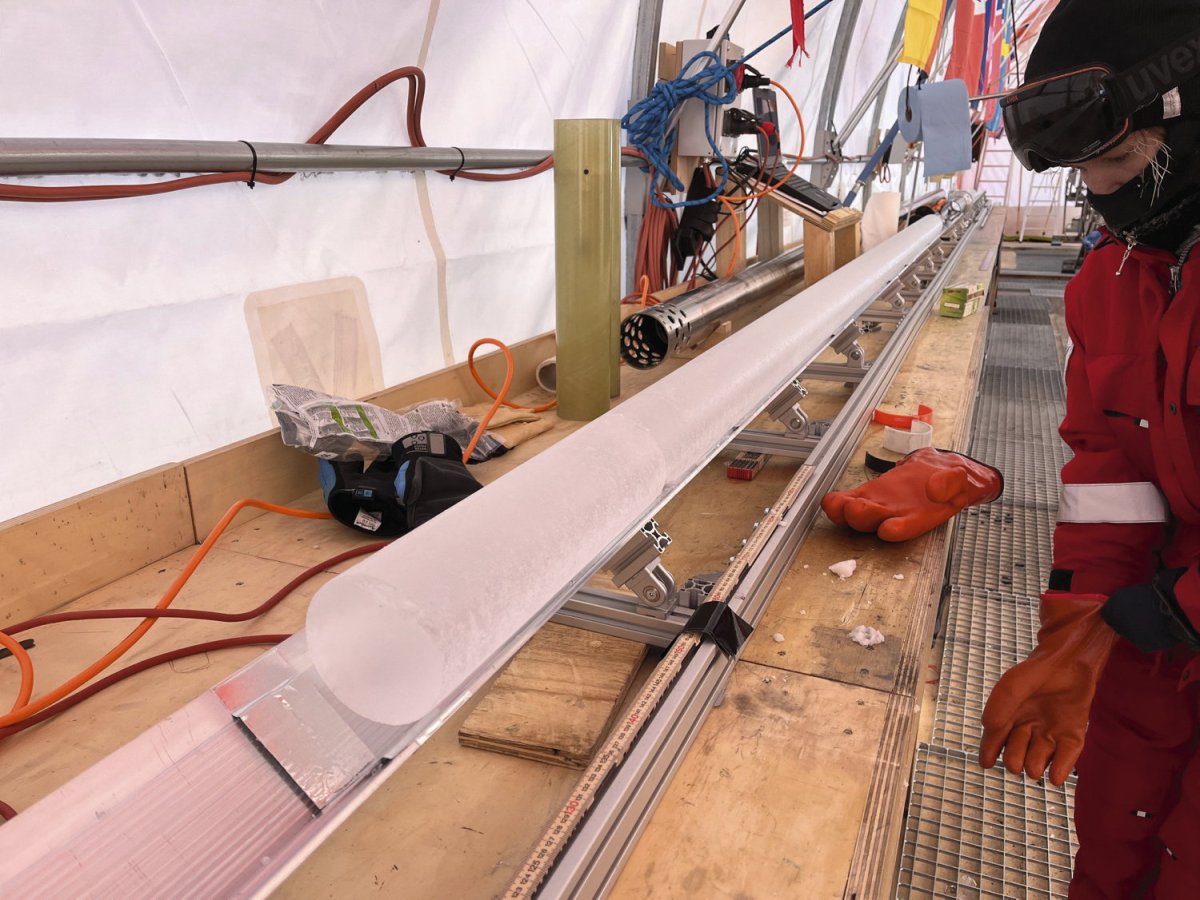 En Antarctique, des scientifiques espèrent lever les mystères du climat ...