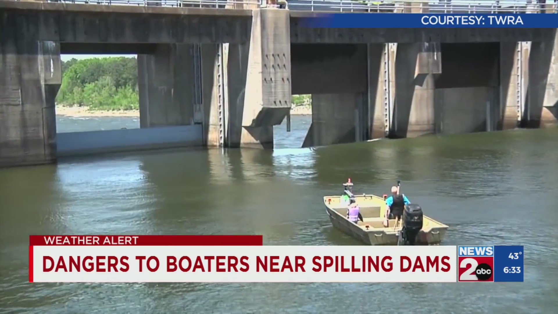 TVA warns of dangers to boaters near spilling dams