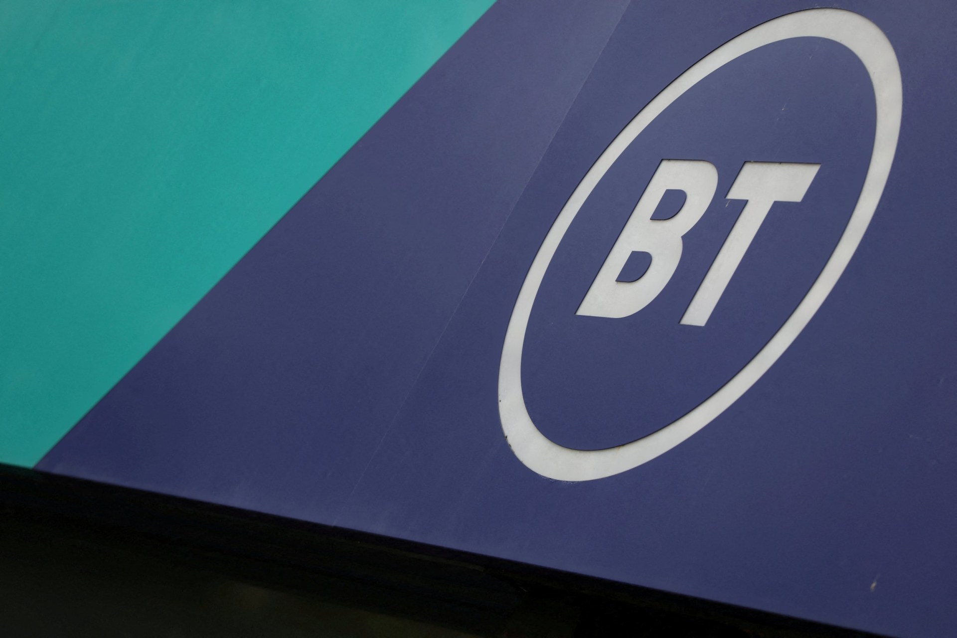 BT outage hits thousands of customers after connection glitch