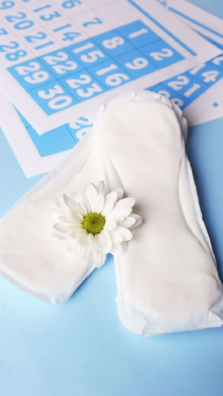 6 Reasons Why You Should Change Your Sanitary Pad Every 4 Hours 6 Reasons Why You Should Change Your Sanitary Pad Every 4 Hours