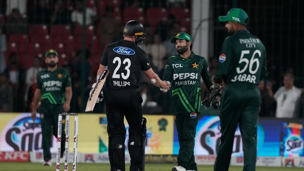 Mohammad Rizwan's tri-series final toss call was brainless: Ahmed Shehzad