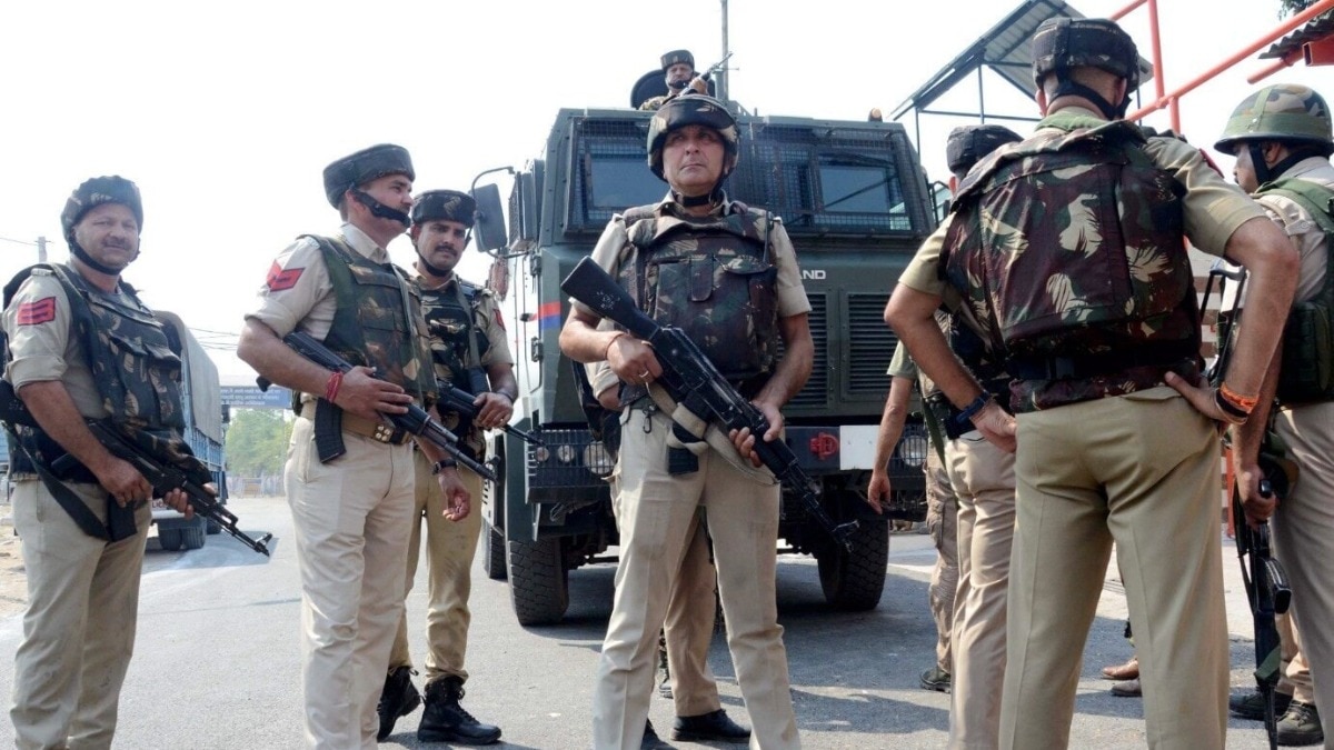 J&K teacher, constable among 3 government staffers sacked due to terror ...