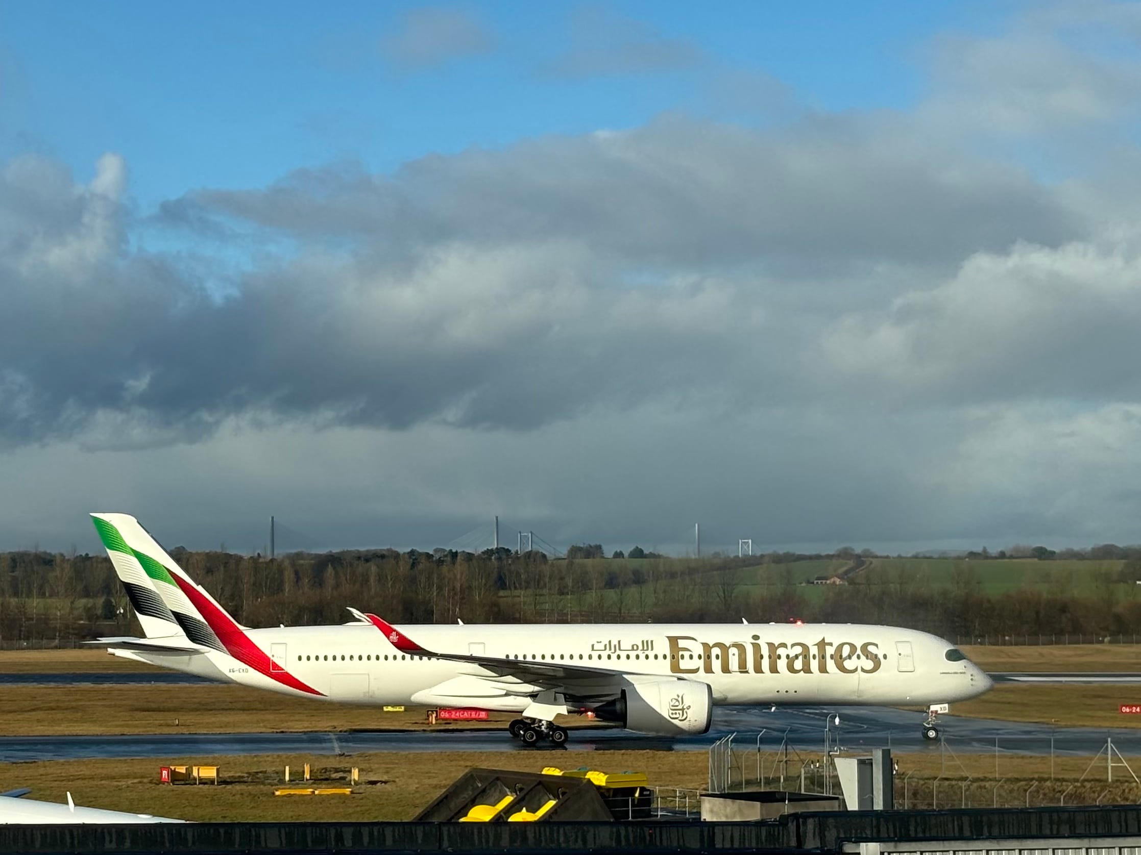 I went on board Emirates' new Airbus A350 — the new long-range jet ...
