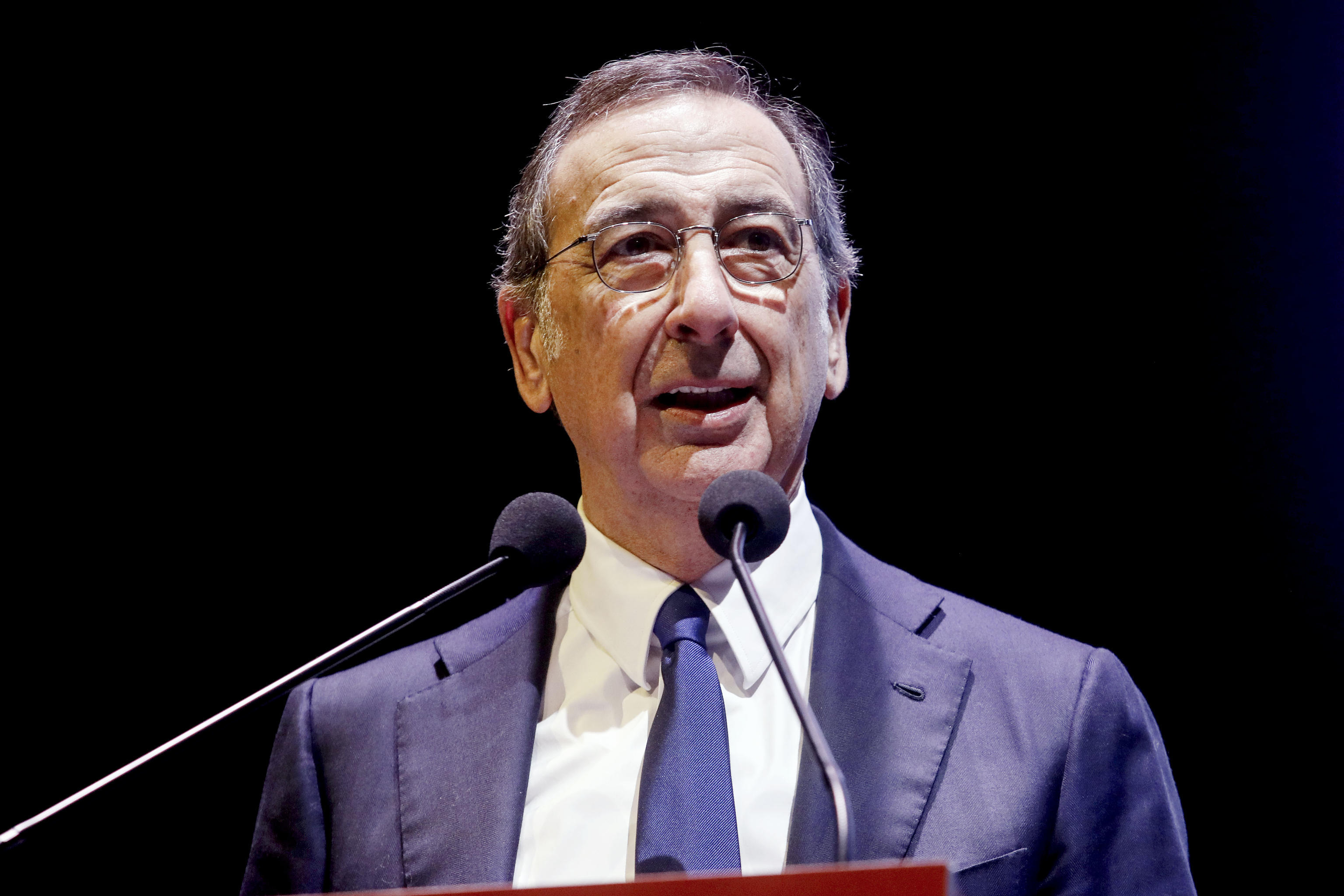 Sala 'candidato Regione? Prenderei in considerazione tutto'