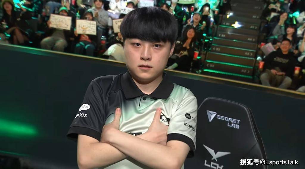 DK力克NS挺进胜者组决赛，Showmaker妖姬闪耀，赛后pose致敬足球明星姆巴佩！