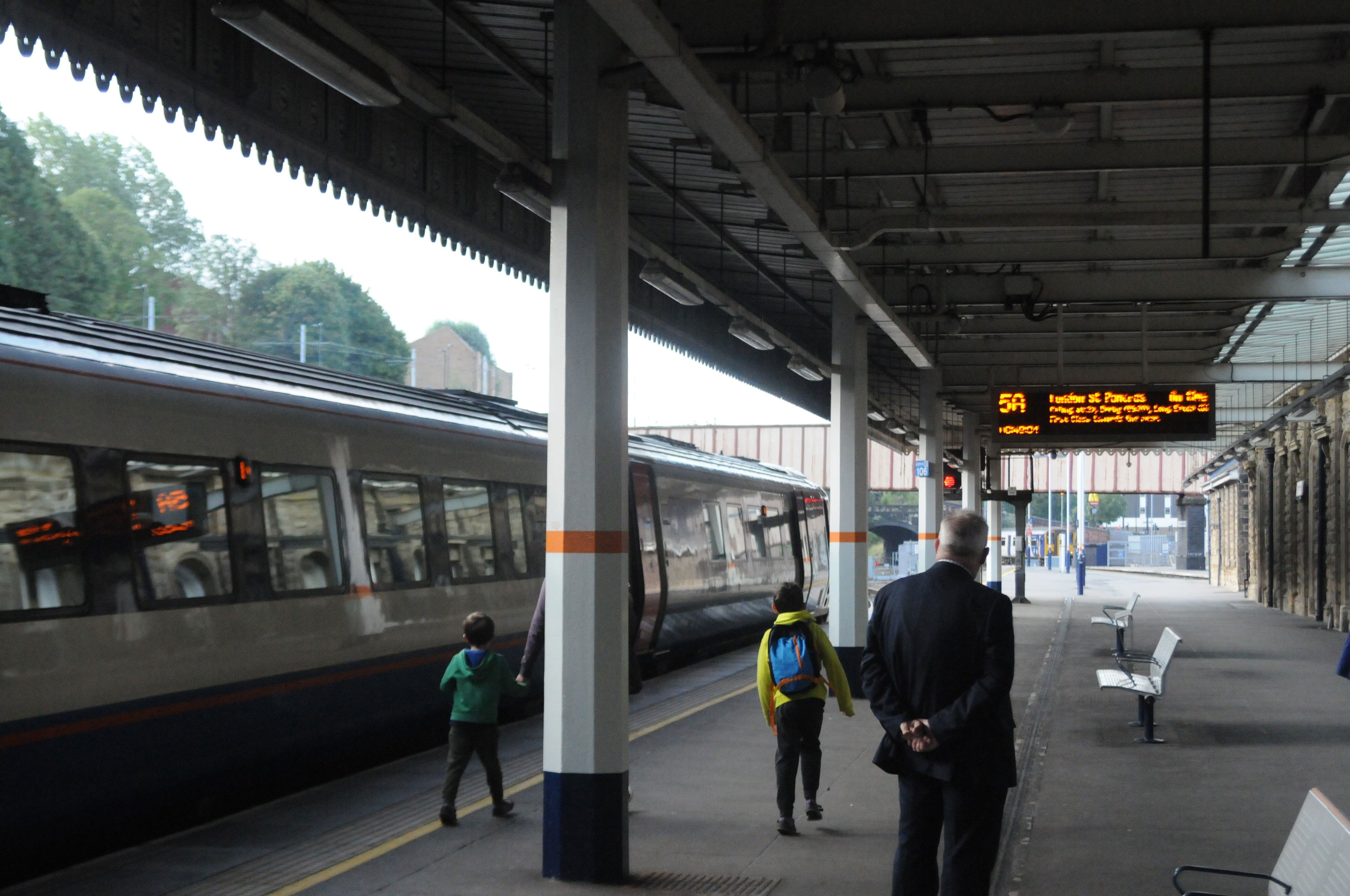 Train strikes this weekend: How CrossCountry routes in Sheffield will ...