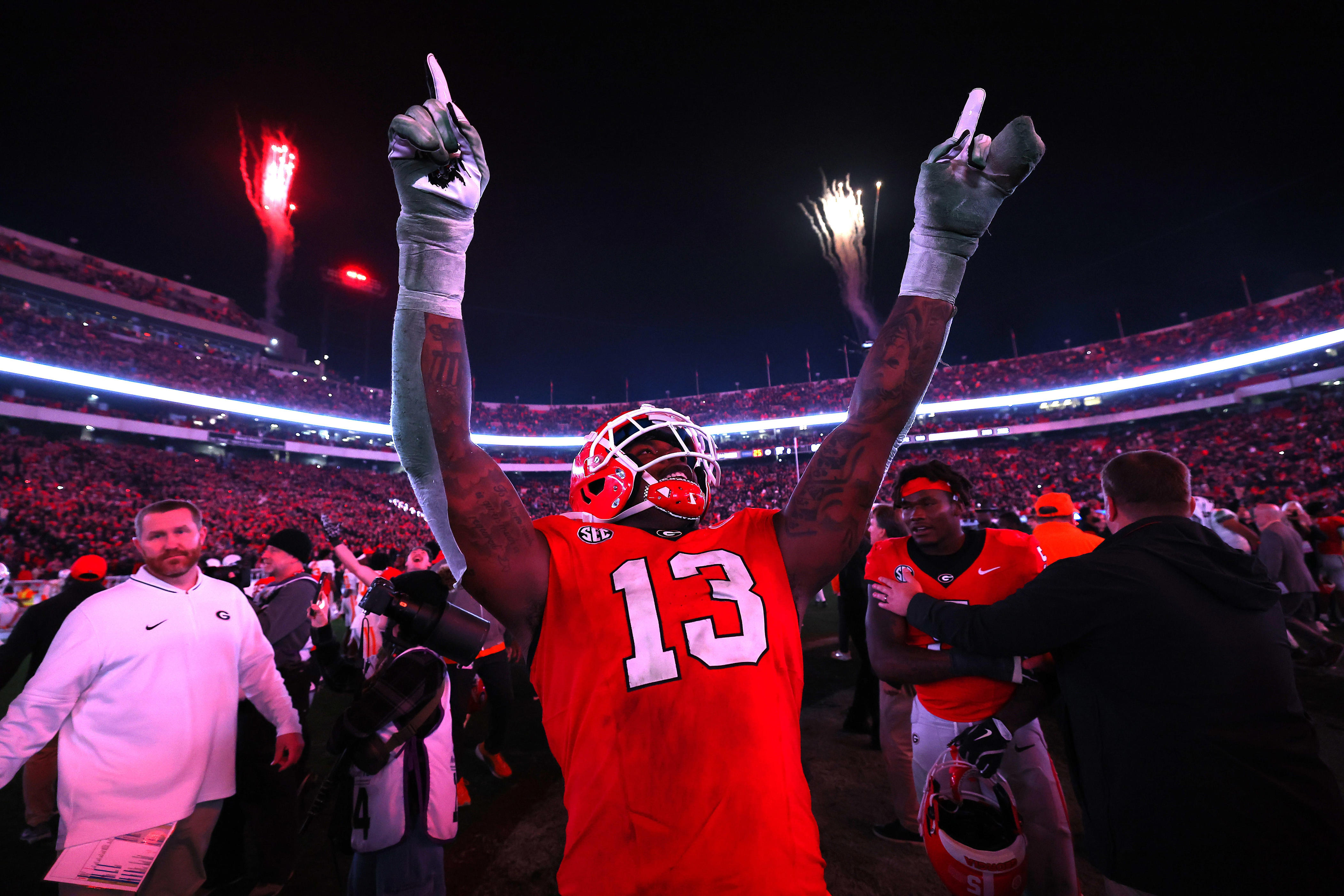 Georgia defensive end compared to $80M Buffalo Bills star