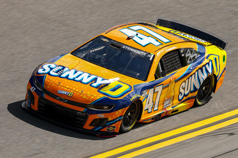 NASCAR at Daytona: Starting lineup for 2025 Daytona 500 and paint ...