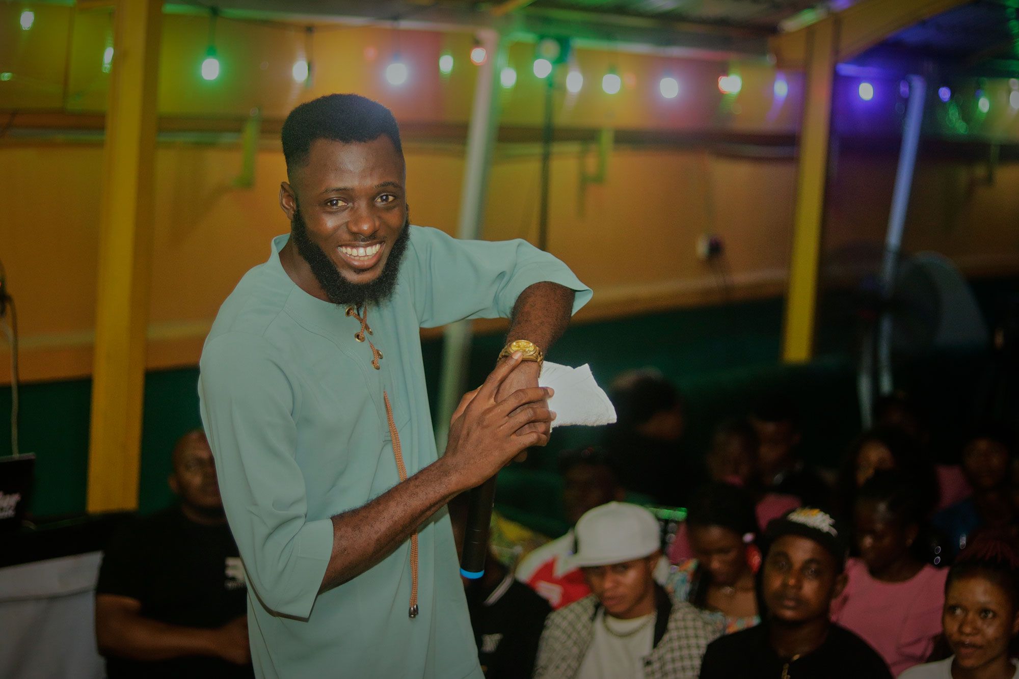 [PICTORIAL] GWR: Nigerian Comedian, Dr. Laff, hits 15 hours in 50-hour ...