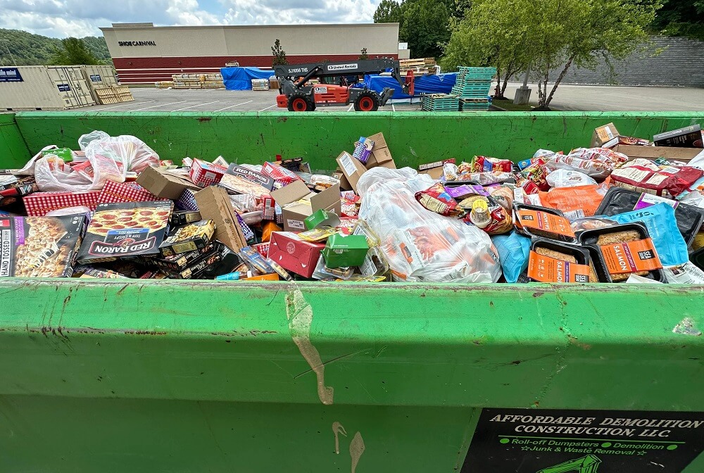 Frustrated Target employee shares photos of countless carts full of ...