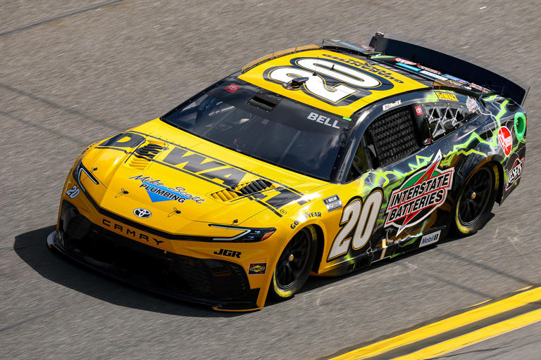 NASCAR at Daytona: Starting lineup for 2025 Daytona 500 and paint ...