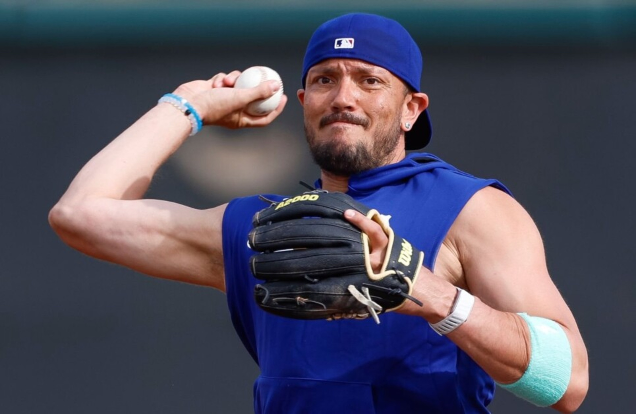 Miguel Rojas Keeping Shortstop Mindset But Ready For Any Role