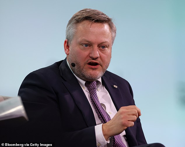 Pressure on BP to merge with Shell and create a British oil giant