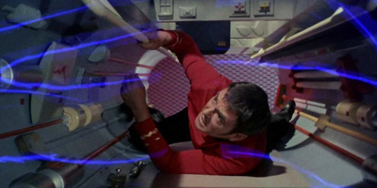 10 Strongest Human Characters in Star Trek: The Original Series, Ranked