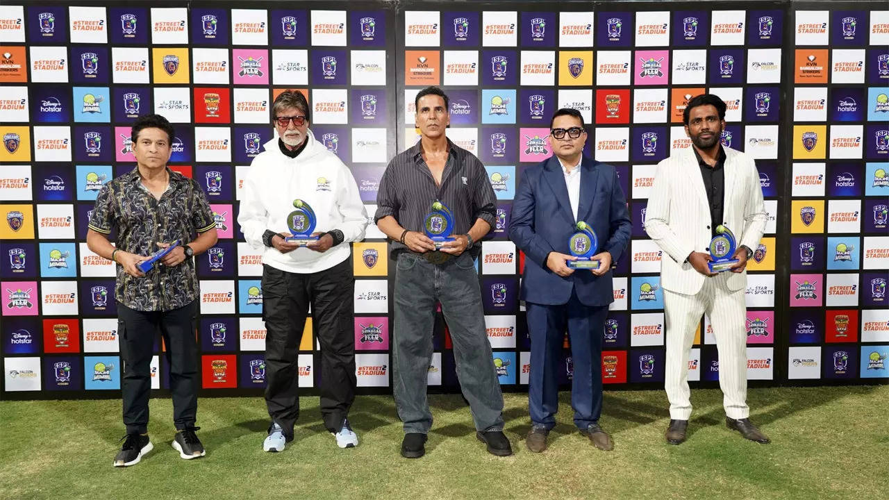 Sachin Tendulkar, Amitabh Bachchan, Akshay Kumar grace ISPL 2 FINAL ... Sachin Tendulkar, Amitabh Bachchan, Akshay Kumar grace ISPL 2 FINAL ...